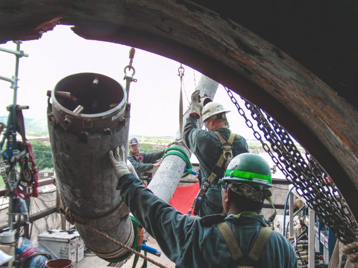 What Heavy Lift Rigging Is and Why It's Important - Nooter Construction