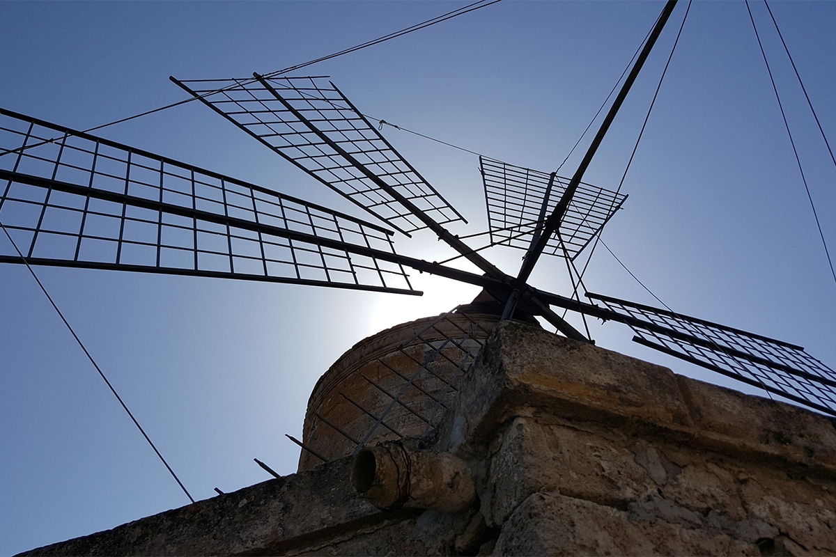 The Renewable Energy Guidebook - Nooter Construction