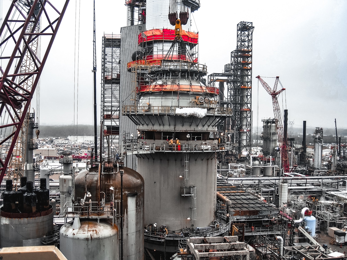 The Ultimate Guidebook to Turnarounds - Nooter Construction