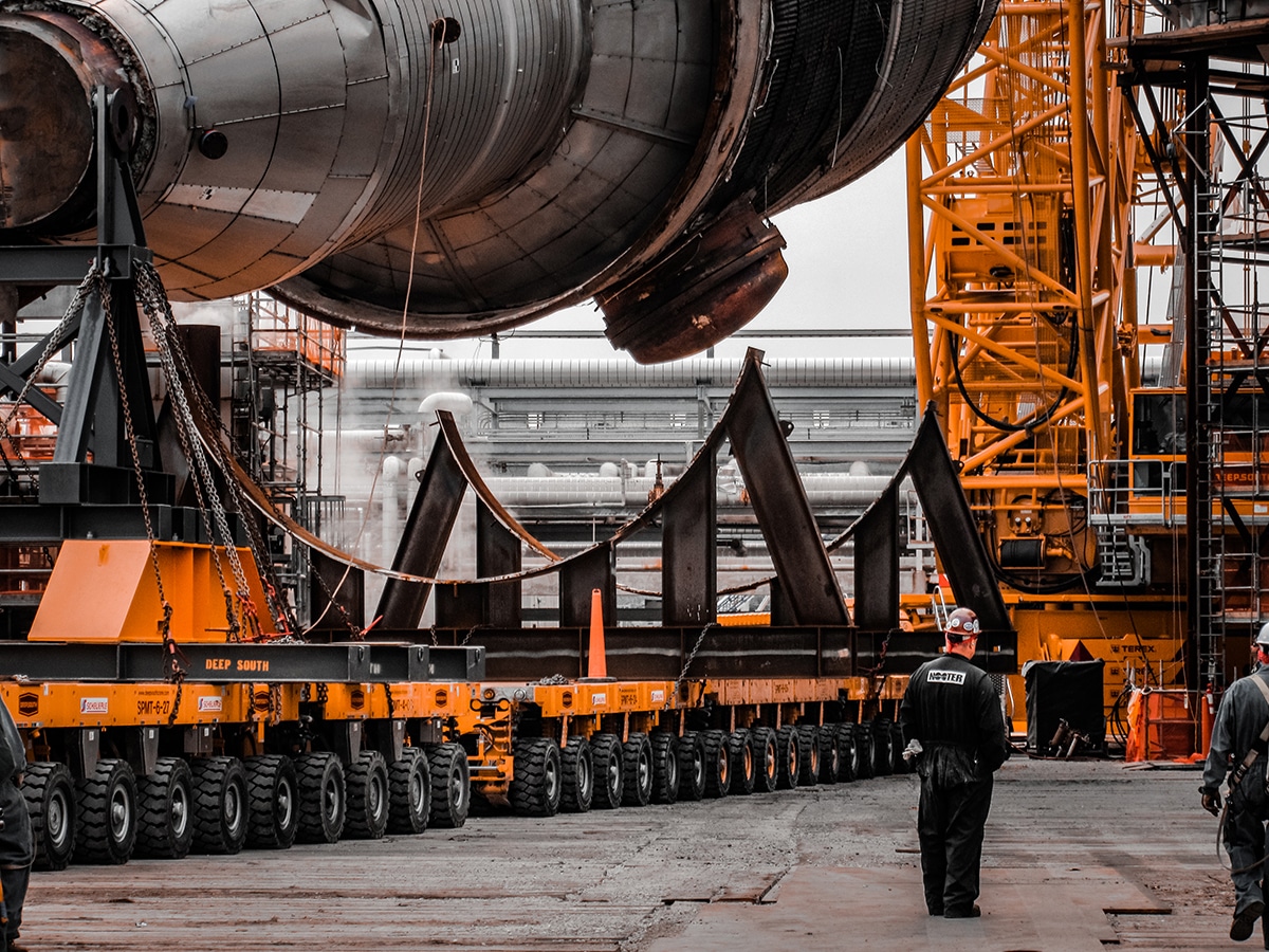 The Ultimate Guidebook to Turnarounds - Nooter Construction