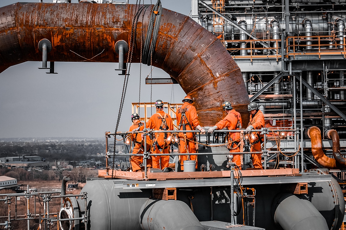 The Ultimate Guidebook to Turnarounds - Nooter Construction