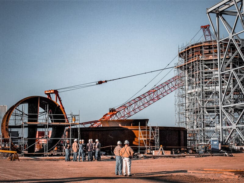 The Ultimate Guidebook to Turnarounds - Nooter Construction